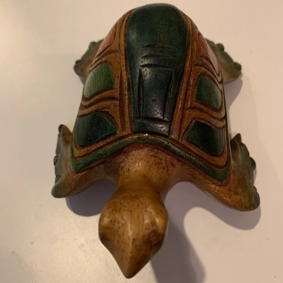 Hand carved | Art | Vintage Hand Carved Sea Turtle Figurine 8 X 6 X 35 ...